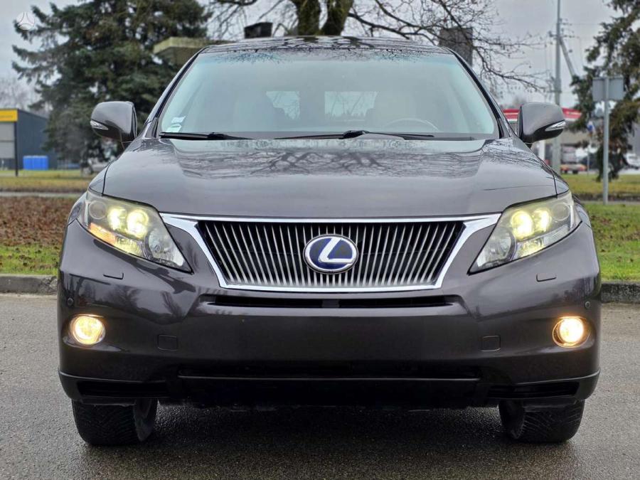 Grey Lexus RX 450h 2009 in Taurage, with an engine capacity of 3.50 L and mileage of 231 thousand km for 8600 €, photo 2 on AUTOMOTO.COM.LV