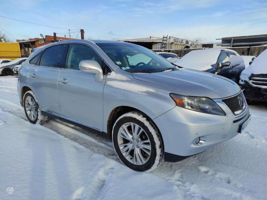 Pelēks Lexus RX 450h 2009 Panevēža, ar dzinēja tilpumu 3.46 L un nobraukumu 279 tūkst. km par 9500 €, foto 1 vietnē AUTOMOTO.COM.LV
