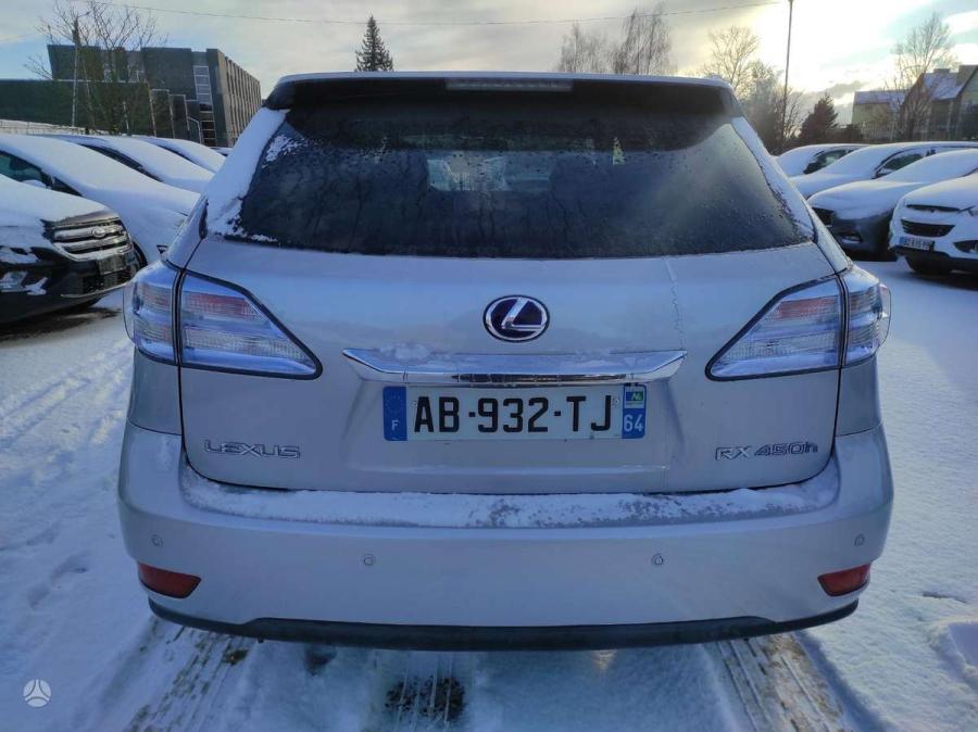Pelēks Lexus RX 450h 2009 Panevēža, ar dzinēja tilpumu 3.46 L un nobraukumu 279 tūkst. km par 9500 €, foto 11 vietnē AUTOMOTO.COM.LV
