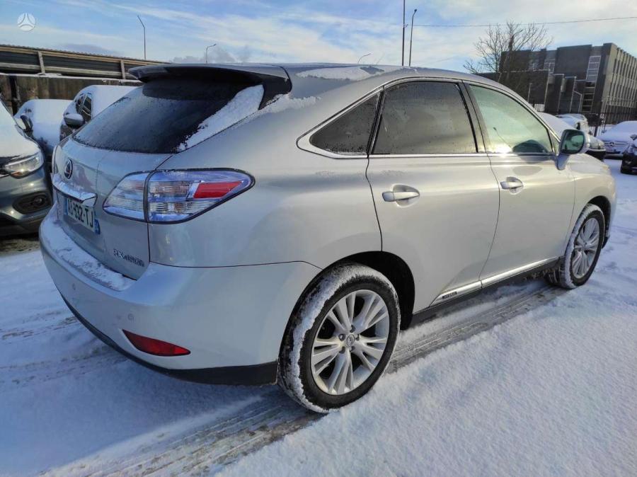 Pelēks Lexus RX 450h 2009 Panevēža, ar dzinēja tilpumu 3.46 L un nobraukumu 279 tūkst. km par 9500 €, foto 13 vietnē AUTOMOTO.COM.LV