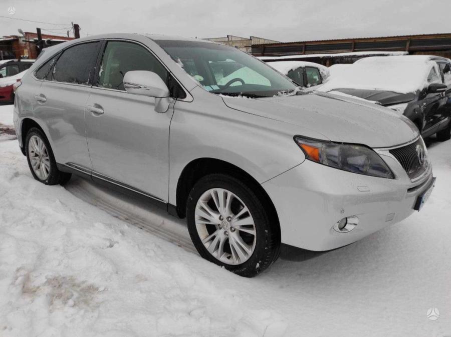 Grey Lexus RX 450h 2009 in Panevezys, with an engine capacity of 3.46 L and mileage of 279 thousand km for 9500 €, photo 1 on AUTOMOTO.COM.LV