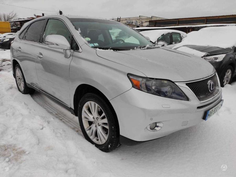 Grey Lexus RX 450h 2009 in Panevezys, with an engine capacity of 3.46 L and mileage of 279 thousand km for 9500 €, photo 2 on AUTOMOTO.COM.LV