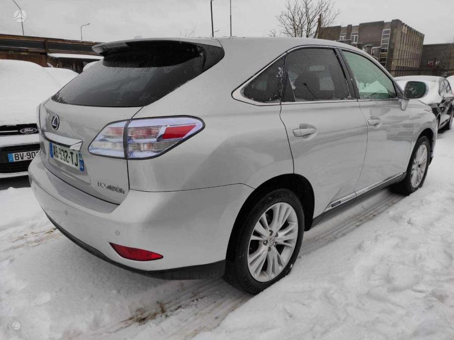 Grey Lexus RX 450h 2009 in Panevezys, with an engine capacity of 3.46 L and mileage of 279 thousand km for 9500 €, photo 12 on AUTOMOTO.COM.LV