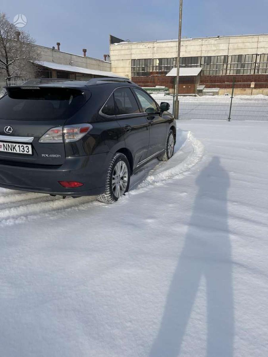 Grey Lexus RX 450h 2009 in Alytus, with an engine capacity of 3.46 L and mileage of 323 thousand km for 10300 €, photo 5 on AUTOMOTO.COM.LV