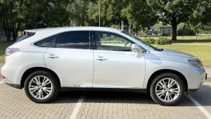 Pelēks Lexus RX 450h 2009 Panevēža, ar dzinēja tilpumu 3.50 L un nobraukumu 270 tūkst. km par 9500 €, foto 3 vietnē AUTOMOTO.COM.LV