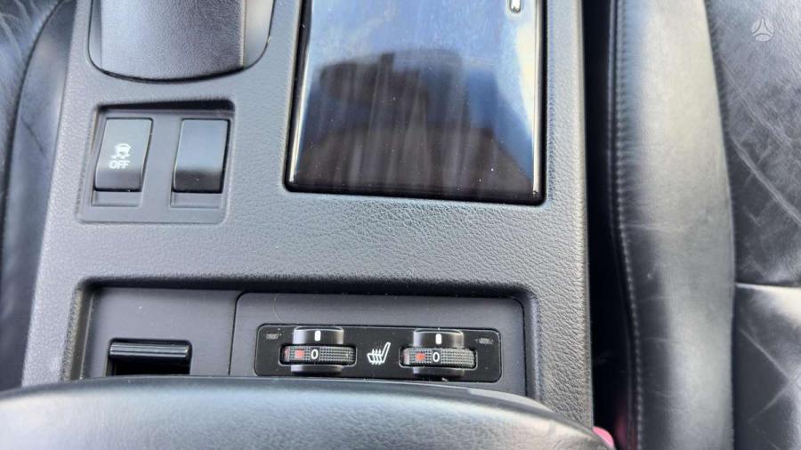 Pelēks Lexus RX 450h 2009 Panevēža, ar dzinēja tilpumu 3.50 L un nobraukumu 270 tūkst. km par 9500 €, foto 16 vietnē AUTOMOTO.COM.LV
