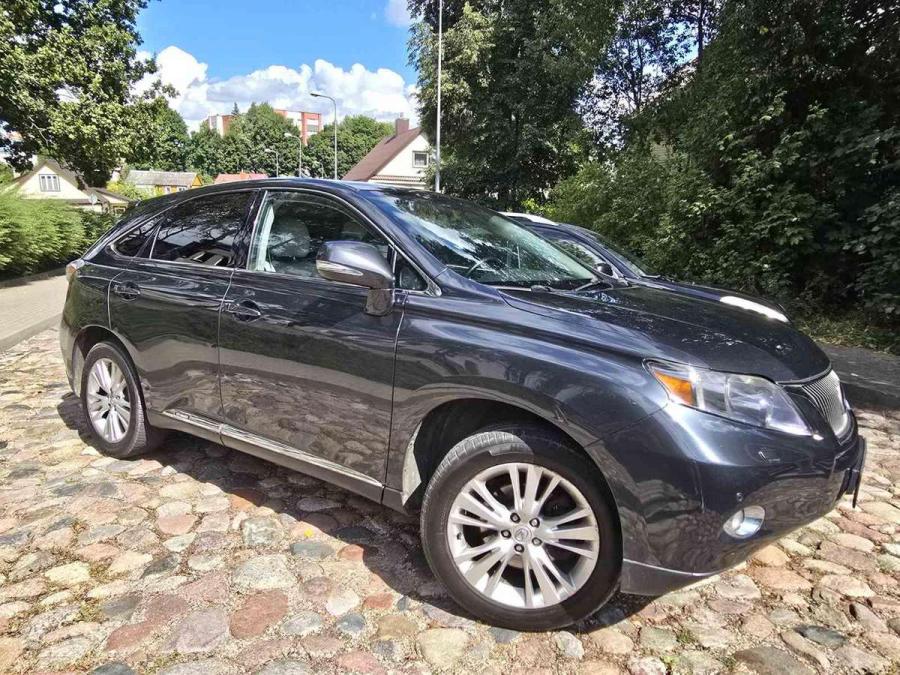 Pelēks Lexus RX 450h 2009 Utena, ar dzinēja tilpumu 3.46 L un nobraukumu 350 tūkst. km par 8400 €, foto 4 vietnē AUTOMOTO.COM.LV
