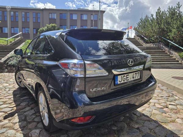 Pelēks Lexus RX 450h 2009 Utena, ar dzinēja tilpumu 3.46 L un nobraukumu 350 tūkst. km par 8400 €, foto 5 vietnē AUTOMOTO.COM.LV