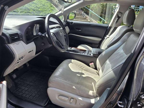 Pelēks Lexus RX 450h 2009 Utena, ar dzinēja tilpumu 3.46 L un nobraukumu 350 tūkst. km par 8400 €, foto 8 vietnē AUTOMOTO.COM.LV