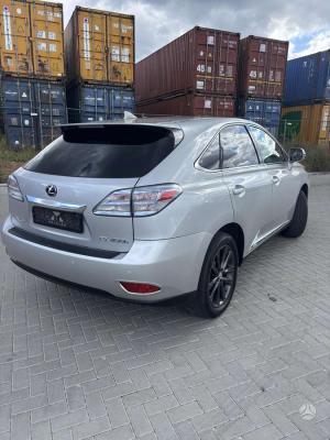 Pelēks Lexus RX 450h 2009 Viļņa, ar dzinēja tilpumu 3.50 L un nobraukumu 270 tūkst. km par 9800 €, foto 8 vietnē AUTOMOTO.COM.LV
