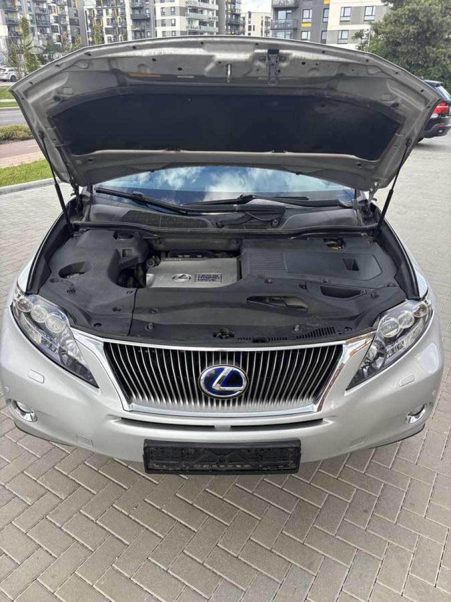 Pelēks Lexus RX 450h 2009 Viļņa, ar dzinēja tilpumu 3.50 L un nobraukumu 270 tūkst. km par 9800 €, foto 9 vietnē AUTOMOTO.COM.LV