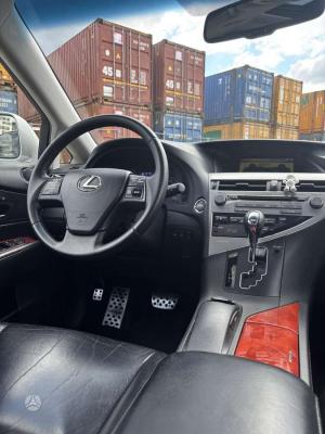 Pelēks Lexus RX 450h 2009 Viļņa, ar dzinēja tilpumu 3.50 L un nobraukumu 270 tūkst. km par 9800 €, foto 16 vietnē AUTOMOTO.COM.LV