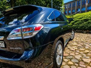 Pelēks Lexus RX 450h 2009 Utena, ar dzinēja tilpumu 3.50 L un nobraukumu 35 tūkst. km par 8350 €, foto 5 vietnē AUTOMOTO.COM.LV