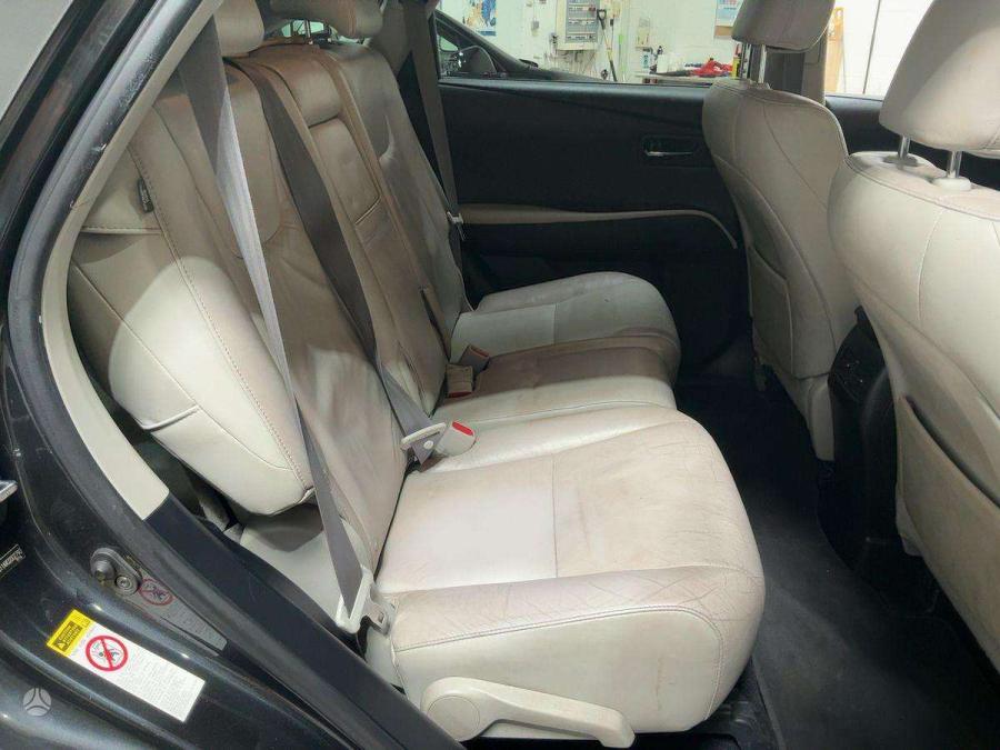 Grey Lexus RX 450h 2009 in Vilnius, with an engine capacity of 3.46 L and mileage of 219 thousand km for 11500 €, photo 11 on AUTOMOTO.COM.LV