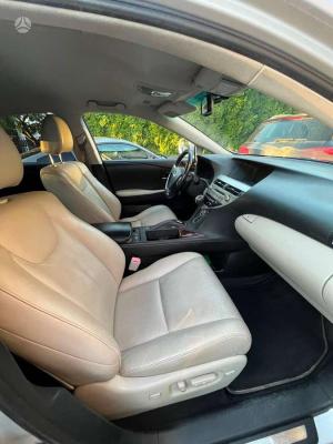 Pelēks Lexus RX 450h 2009 Viļņa, ar dzinēja tilpumu 0.00 L un nobraukumu 332 tūkst. km par 8300 €, foto 11 vietnē AUTOMOTO.COM.LV