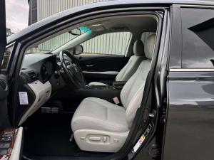 Pelēks Lexus RX 450h 2009 Alīta, ar dzinēja tilpumu 3.50 L un nobraukumu 230 tūkst. km par 12400 €, foto 6 vietnē AUTOMOTO.COM.LV