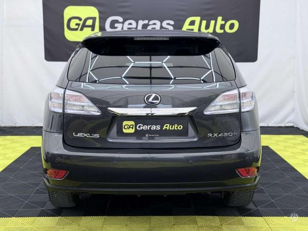 Grey Lexus RX 450h 2009 in Vilnius, with an engine capacity of 3.46 L and mileage of 219 thousand km for 10999 €, photo 6 on AUTOMOTO.COM.LV
