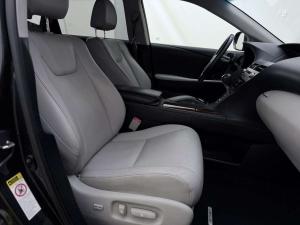 Pelēks Lexus RX 450h 2009 Viļņa, ar dzinēja tilpumu 3.46 L un nobraukumu 219 tūkst. km par 10999 €, foto 16 vietnē AUTOMOTO.COM.LV