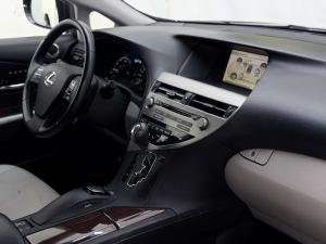Pelēks Lexus RX 450h 2009 Viļņa, ar dzinēja tilpumu 3.46 L un nobraukumu 219 tūkst. km par 10999 €, foto 17 vietnē AUTOMOTO.COM.LV
