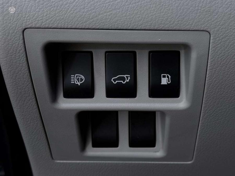 Pelēks Lexus RX 450h 2009 Viļņa, ar dzinēja tilpumu 3.46 L un nobraukumu 219 tūkst. km par 10999 €, foto 26 vietnē AUTOMOTO.COM.LV