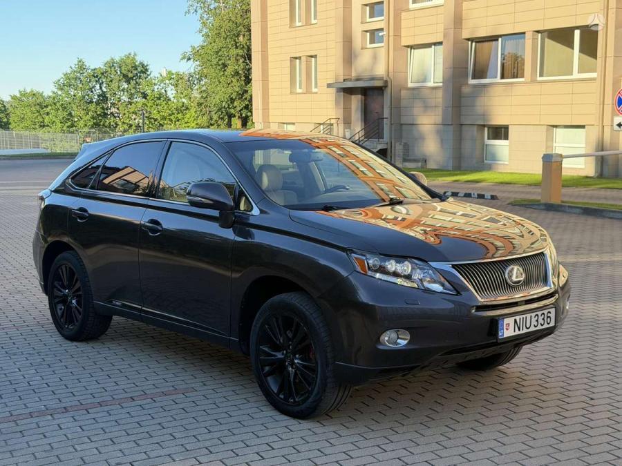 Pelēks Lexus RX 450h 2010 Šauļi, ar dzinēja tilpumu 3.46 L un nobraukumu 299 tūkst. km par 9950 €, foto 4 vietnē AUTOMOTO.COM.LV