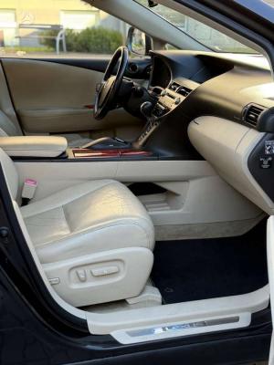 Pelēks Lexus RX 450h 2010 Šauļi, ar dzinēja tilpumu 3.46 L un nobraukumu 299 tūkst. km par 9950 €, foto 11 vietnē AUTOMOTO.COM.LV