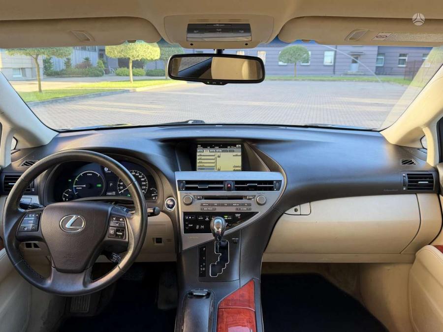Pelēks Lexus RX 450h 2010 Šauļi, ar dzinēja tilpumu 3.46 L un nobraukumu 299 tūkst. km par 9950 €, foto 12 vietnē AUTOMOTO.COM.LV