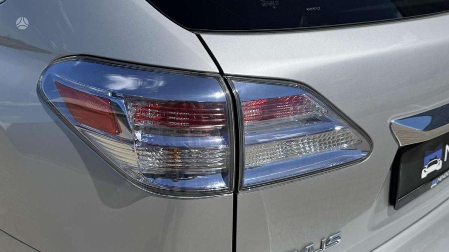 Серый Лексус RX 450h 2010 в Вильнюс, объемом двигателя 3.50 л и пробегом 171 тыс. км за 12990 €, фото 11 на AUTOMOTO.COM.LV
