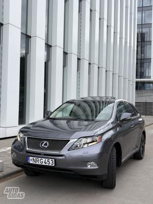 Grey Lexus RX 450h 2010 in Vilnius, with an engine capacity of 3.50 L and mileage of 215 thousand km for 13500 €, photo 3 on AUTOMOTO.COM.LV