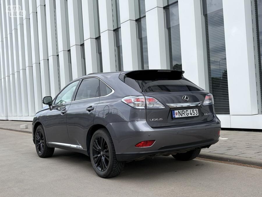 Grey Lexus RX 450h 2010 in Vilnius, with an engine capacity of 3.50 L and mileage of 215 thousand km for 13500 €, photo 5 on AUTOMOTO.COM.LV