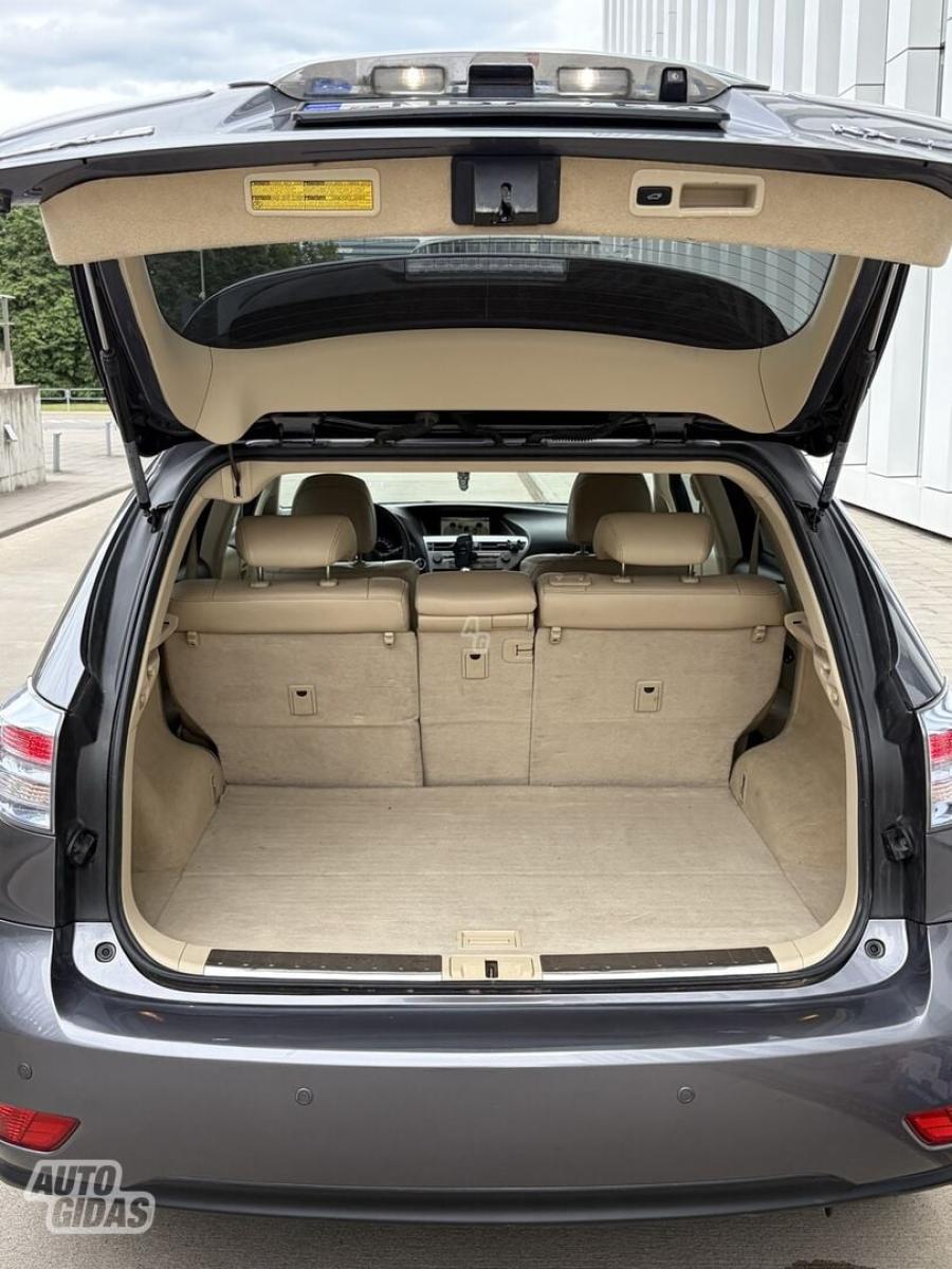 Grey Lexus RX 450h 2010 in Vilnius, with an engine capacity of 3.50 L and mileage of 215 thousand km for 13500 €, photo 11 on AUTOMOTO.COM.LV