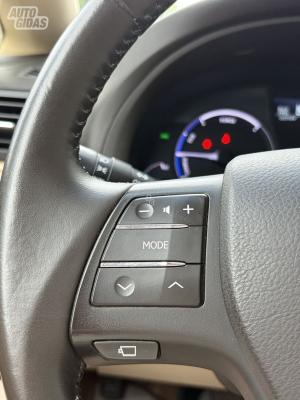 Grey Lexus RX 450h 2010 in Vilnius, with an engine capacity of 3.50 L and mileage of 215 thousand km for 13500 €, photo 15 on AUTOMOTO.COM.LV