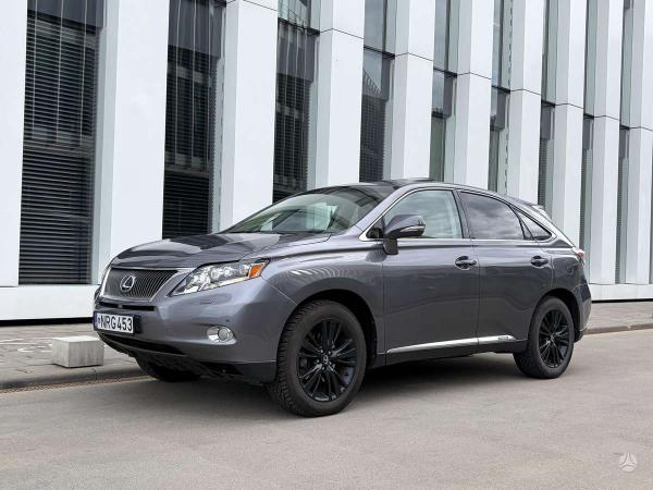Grey Lexus RX 450h 2010 in Vilnius, with an engine capacity of 3.50 L and mileage of 215 thousand km for 12499 €, photo 3 on AUTOMOTO.COM.LV