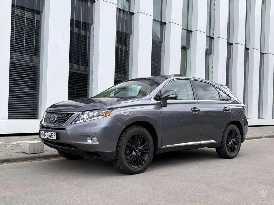 Pelēks Lexus RX 450h 2010 Viļņa, ar dzinēja tilpumu 3.50 L un nobraukumu 215 tūkst. km par 12499 €, foto 4 vietnē AUTOMOTO.COM.LV