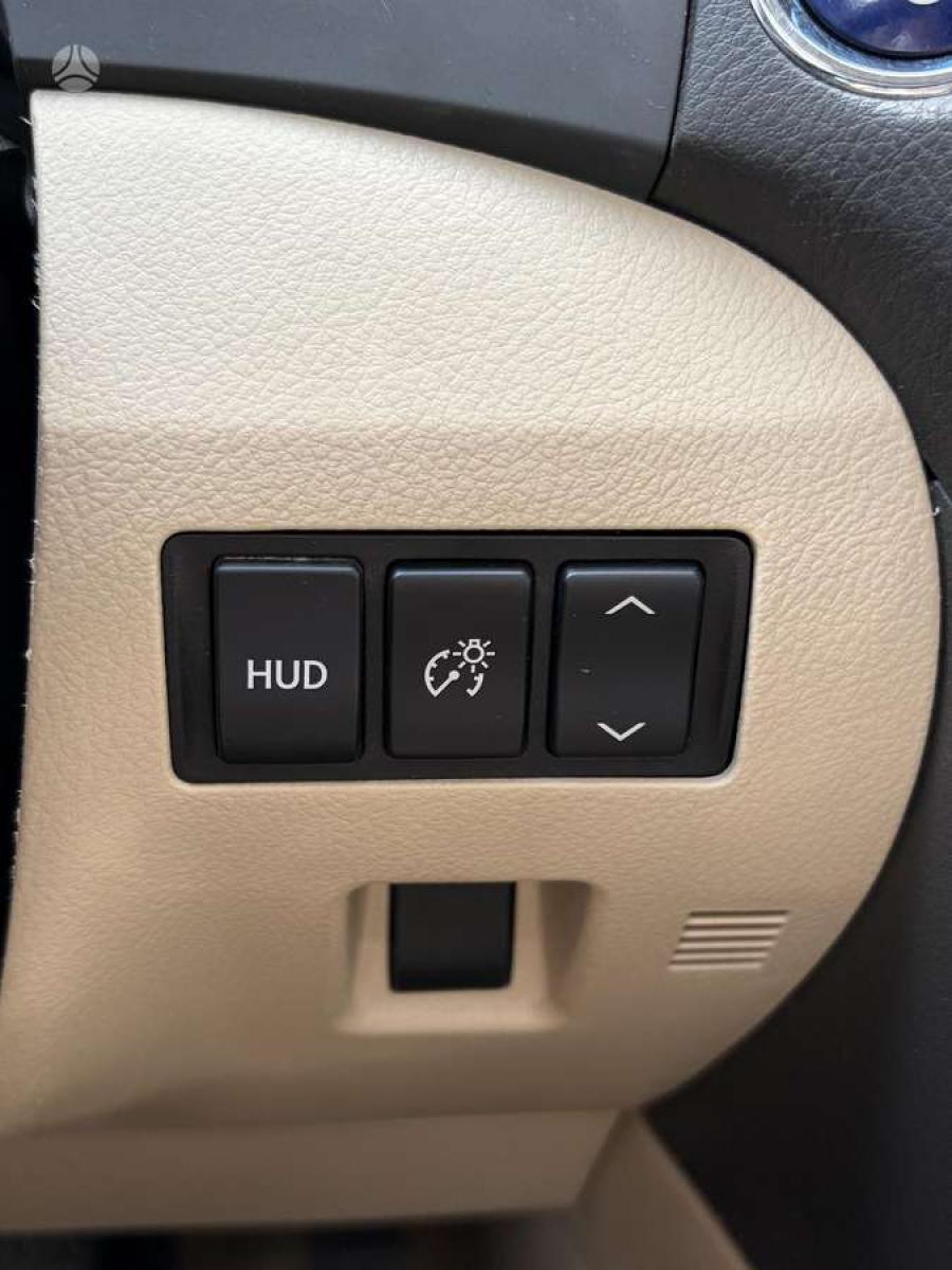 Pelēks Lexus RX 450h 2010 Viļņa, ar dzinēja tilpumu 3.50 L un nobraukumu 215 tūkst. km par 12499 €, foto 17 vietnē AUTOMOTO.COM.LV