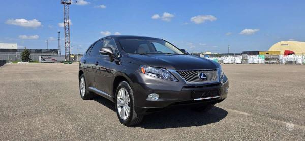 Grey Lexus RX 450h 2010 in Kaunas, with an engine capacity of 3.50 L and mileage of 178 thousand km for 10850 €, photo 3 on AUTOMOTO.COM.LV