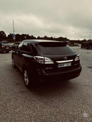 Grey Lexus RX 450h 2010 in Panevezys, with an engine capacity of 3.46 L and mileage of 366 thousand km for 8200 €, photo 4 on AUTOMOTO.COM.LV