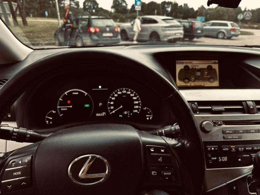 Grey Lexus RX 450h 2010 in Panevezys, with an engine capacity of 3.46 L and mileage of 366 thousand km for 8200 €, photo 6 on AUTOMOTO.COM.LV