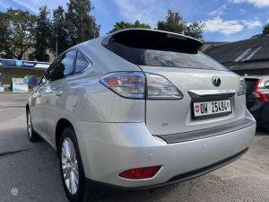 Grey Lexus RX 450h 2010 in Vilnius, with an engine capacity of 3.50 L and mileage of 221 thousand km for 11500 €, photo 7 on AUTOMOTO.COM.LV