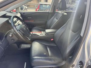 Grey Lexus RX 450h 2010 in Vilnius, with an engine capacity of 3.50 L and mileage of 221 thousand km for 11500 €, photo 14 on AUTOMOTO.COM.LV