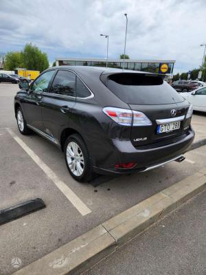 Grey Lexus RX 450h 2010 in Vilnius, with an engine capacity of 3.46 L and mileage of 191 thousand km for 10500 €, photo 7 on AUTOMOTO.COM.LV