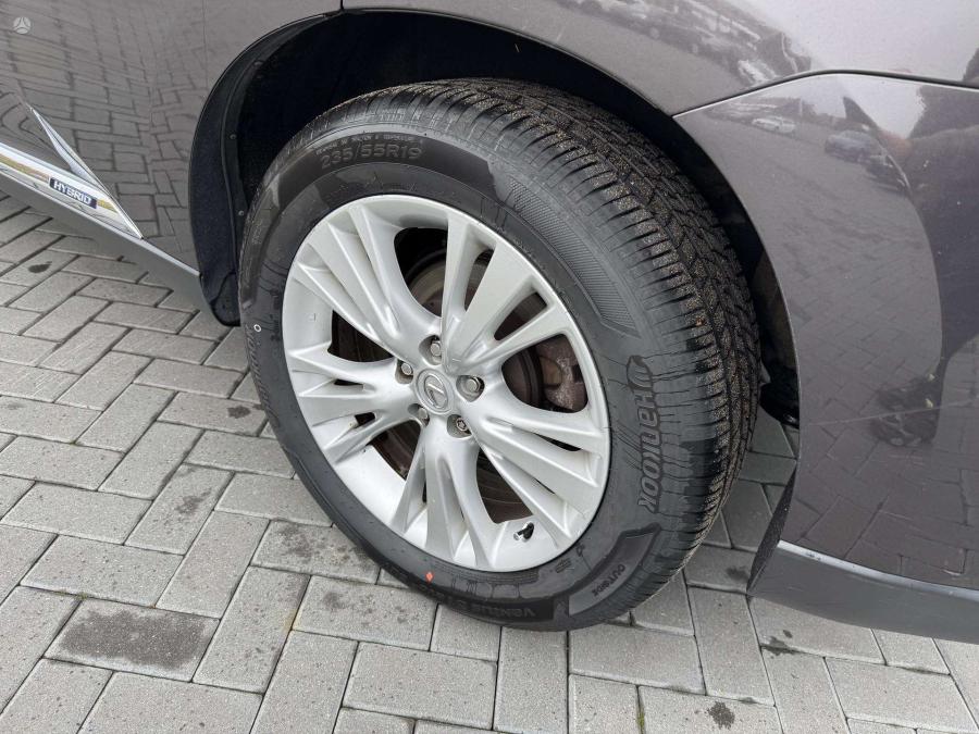 Grey Lexus RX 450h 2010 in Telschi, with an engine capacity of 3.46 L and mileage of 273 thousand km for 8800 €, photo 13 on AUTOMOTO.COM.LV
