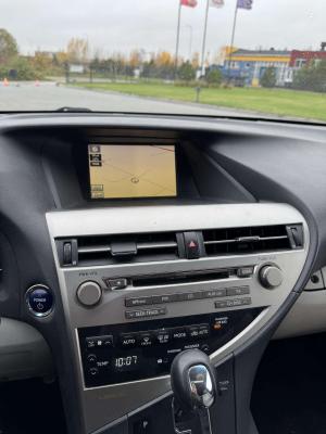 Grey Lexus RX 450h 2010 in Telschi, with an engine capacity of 3.46 L and mileage of 273 thousand km for 8800 €, photo 23 on AUTOMOTO.COM.LV