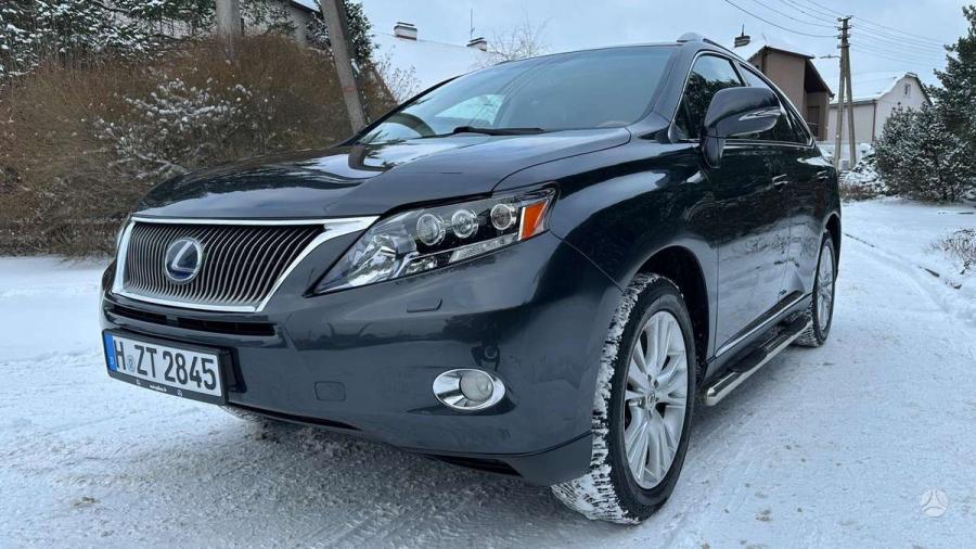 Grey Lexus RX 450h 2011 in Vilnius, with an engine capacity of 3.46 L and mileage of 237 thousand km for 12700 €, photo 1 on AUTOMOTO.COM.LV
