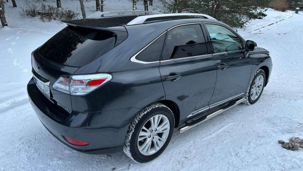 Grey Lexus RX 450h 2011 in Vilnius, with an engine capacity of 3.46 L and mileage of 237 thousand km for 12700 €, photo 9 on AUTOMOTO.COM.LV