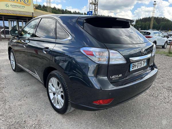 Grey Lexus RX 450h 2011 in Vilnius, with an engine capacity of 3.46 L and mileage of 217 thousand km for 13900 €, photo 2 on AUTOMOTO.COM.LV