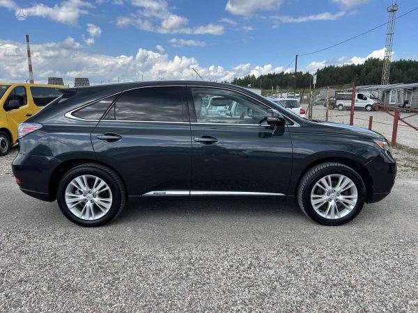 Grey Lexus RX 450h 2011 in Vilnius, with an engine capacity of 3.46 L and mileage of 217 thousand km for 13900 €, photo 5 on AUTOMOTO.COM.LV