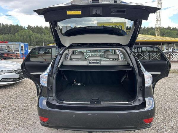 Grey Lexus RX 450h 2011 in Vilnius, with an engine capacity of 3.46 L and mileage of 217 thousand km for 13900 €, photo 10 on AUTOMOTO.COM.LV