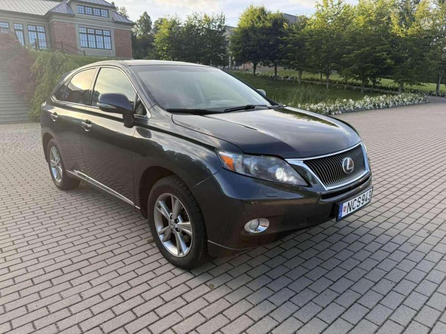 Grey Lexus RX 450h 2011 in Vilnius, with an engine capacity of 0.00 L and mileage of 240 thousand km for 10000 €, photo 3 on AUTOMOTO.COM.LV