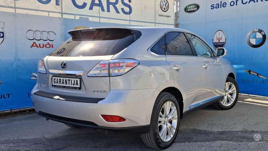 Pelēks Lexus RX 450h 2011 Šauļi, ar dzinēja tilpumu 3.46 L un nobraukumu 89 tūkst. km par 16900 €, foto 5 vietnē AUTOMOTO.COM.LV